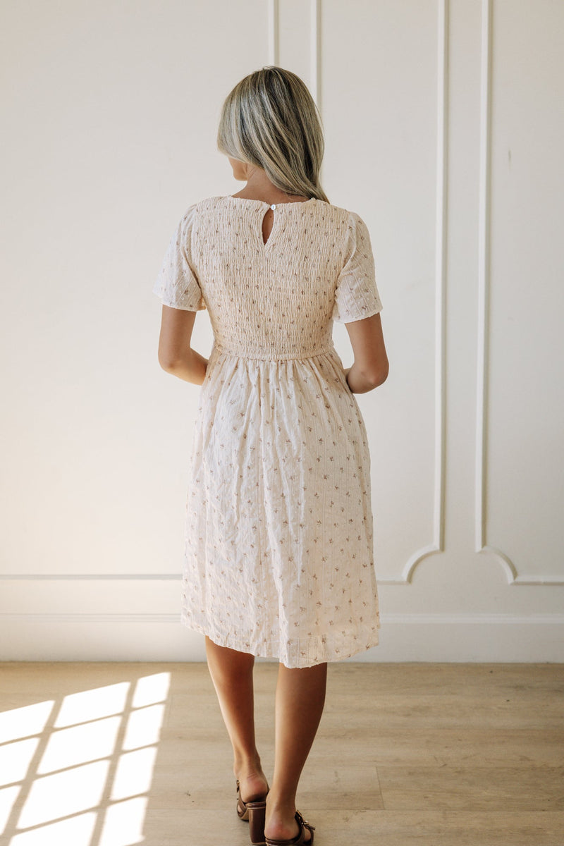 Maylee Dress in Peach at Sophia's Style – SophiasStyle.com