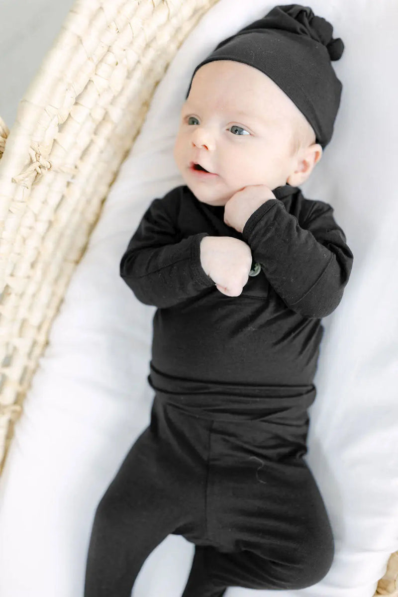 Top and Bottom Outfit and Hat Set (Newborn-12 months sizes) Black from ...